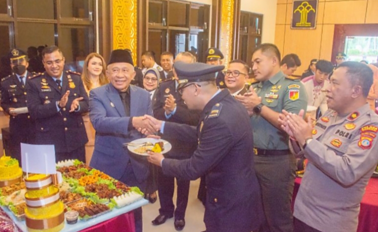 Puncak Peringatan HBI 2023, Wabup Banggai Jadi Pembina Upacara Turut Beri Apresiasi Imigrasi ...