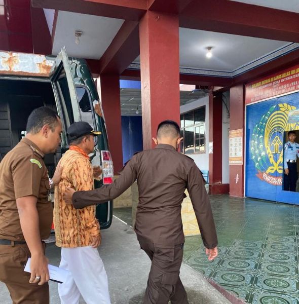 Terbukti Membuat & Terbitkan SKT 150 Luasan 300 Ha, Mantan Kades Honbola Banggai Dijebloskan ke ...