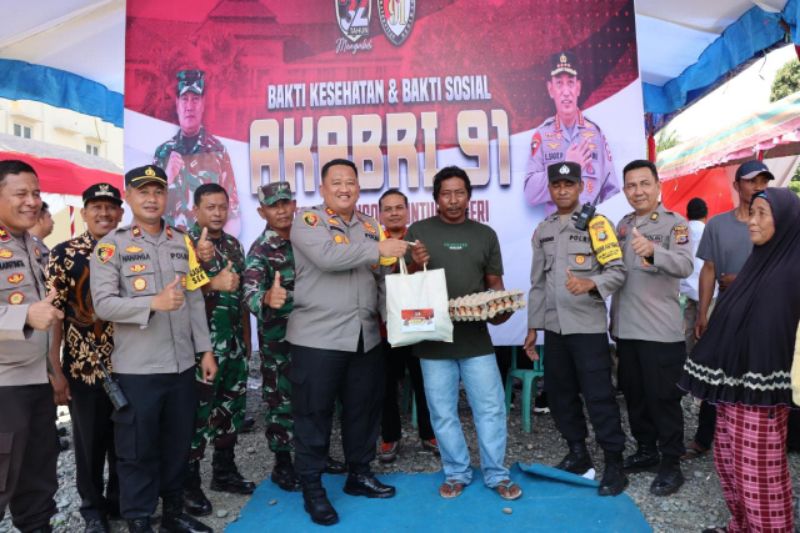 Puncak HUT Alumni Akabri 91 "32 Tahun Mengabdi Untuk Negeri" Digelar Meriah di Lapangan King ...